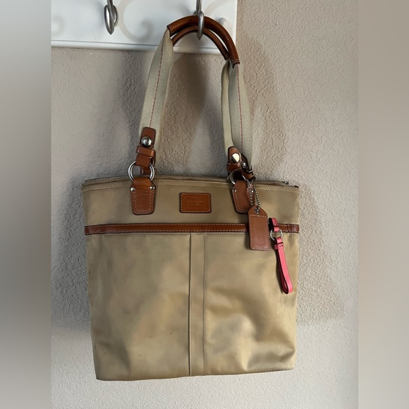 Coach | Bags | Coach Leather Ware Purse | Poshmark